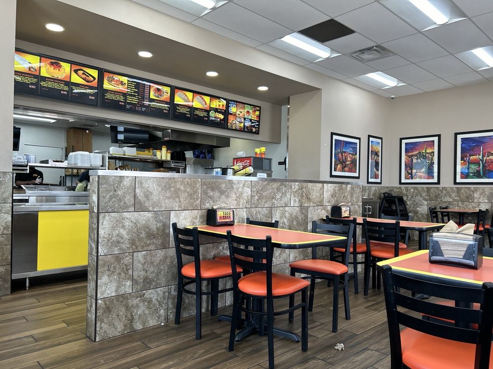 TACO CASA - Updated November 2025 - 14 Photos - 5701 Hemphill St ...