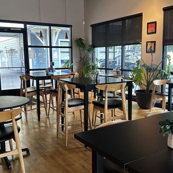 REFUEL CAFE - Updated July 2025 - 214 Photos & 125 Reviews - 401 ...