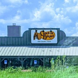CRACKER BARREL OLD COUNTRY STORE - Updated January 2026 - 116 Photos ...