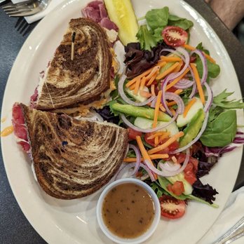 GRACE’S CAFE - Updated September 2025 - 76 Photos & 113 Reviews - 130 W ...