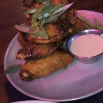 HUMMINGBIRD - Updated November 2024 - 359 Photos & 198 Reviews - 1053 E ...