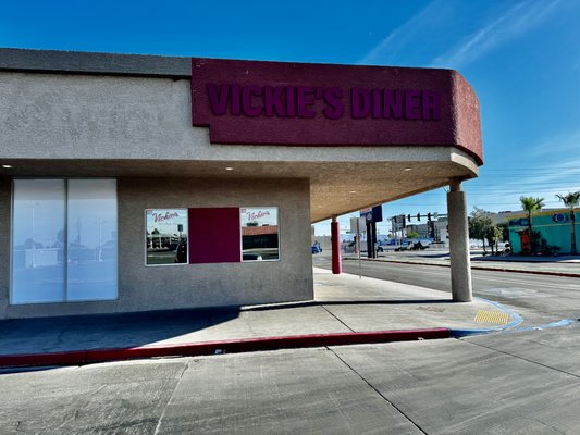 VICKIES DINER - Updated May 2026 - 417 Photos & 273 Reviews - 953 E ...