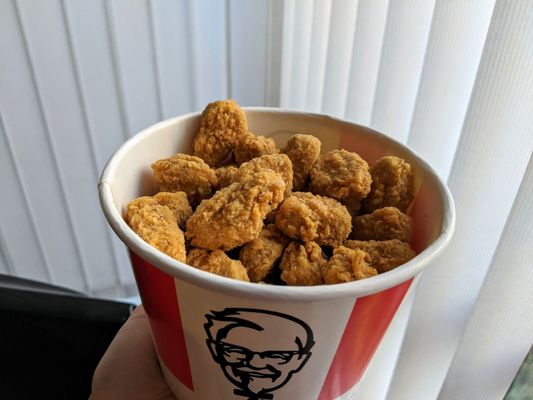 KFC - Updated August 2024 - 42 Photos & 53 Reviews - 1147 Davie Street ...