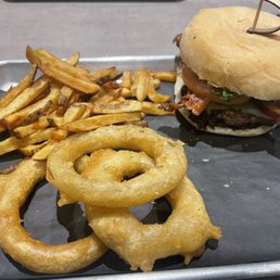 GRAZE BURGERS - Updated May 2025 - 331 Photos & 388 Reviews - 125 Bruce ...