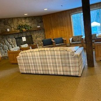 SNOWY OWL INN - Updated August 2025 - 34 Photos & 112 Reviews - 41 ...