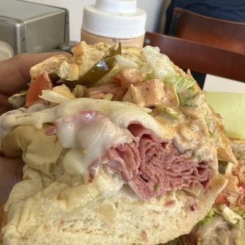 DAN’S SUPER SUBS - Updated August 2025 - 978 Photos & 1901 Reviews ...