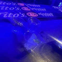 42 BAR AND GRILL - Updated October 2025 - 136 Photos & 47 Reviews - 327 ...