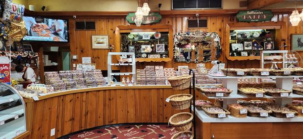 DOUGLASS FUDGE - Updated January 2026 - 70 Photos & 74 Reviews - 3300 ...