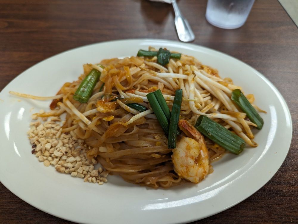 NUAN’S THAI KITCHEN - Updated October 2025 - 20 Photos & 30 Reviews ...
