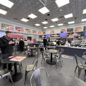 MAIN STREET DONUTS - Updated October 2025 - 39 Photos & 27 Reviews ...