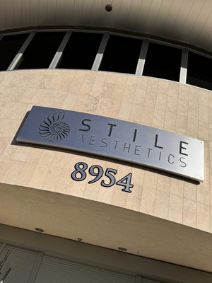 DR STILE - Updated December 2025 - 187 Photos & 273 Reviews - 8954 ...