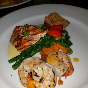 THE RIMROCK CAFE - 388 Photos & 403 Reviews - Seafood - 2117 Whistler ...