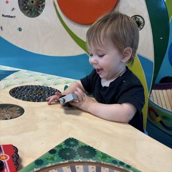 MULTNOMAH COUNTY LIBRARY - MIDLAND - Updated October 2025 - 20 Photos ...