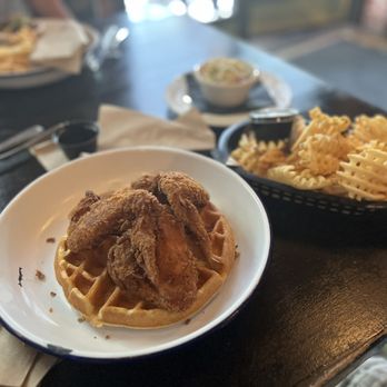 BAWK! BY URBAN ROOTS - Updated October 2024 - 728 Photos & 355 Reviews ...