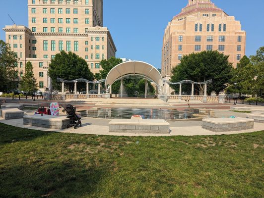 PACK SQUARE PARK - Updated November 2024 - 54 Photos & 15 Reviews - 121 ...