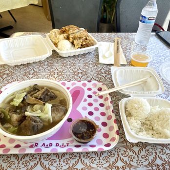 LILIHA DRIVE INN - Updated June 2025 - 738 Photos & 381 Reviews - 1408 ...
