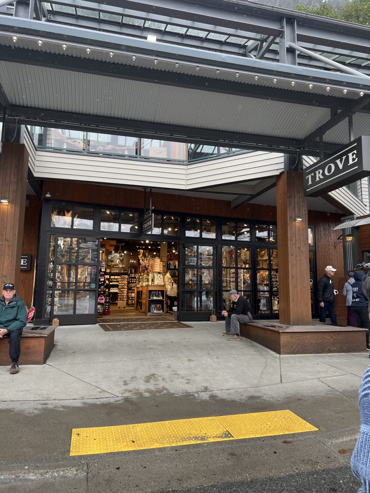TROVE - Updated April 2025 - 85 Photos & 13 Reviews - 497 S Franklin St ...