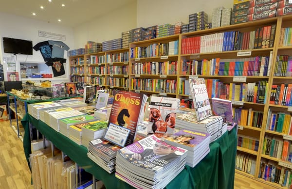 CHESS & BRIDGE - Updated January 2026 - 14 Photos - 44 Baker Street ...