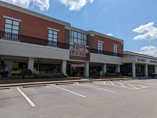 DEBBY’S HALLMARK SHOP - Updated September 2025 - 11 Photos & 29 Reviews ...