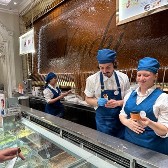 VENCHI - Updated September 2025 - 192 Photos & 69 Reviews - Via del ...