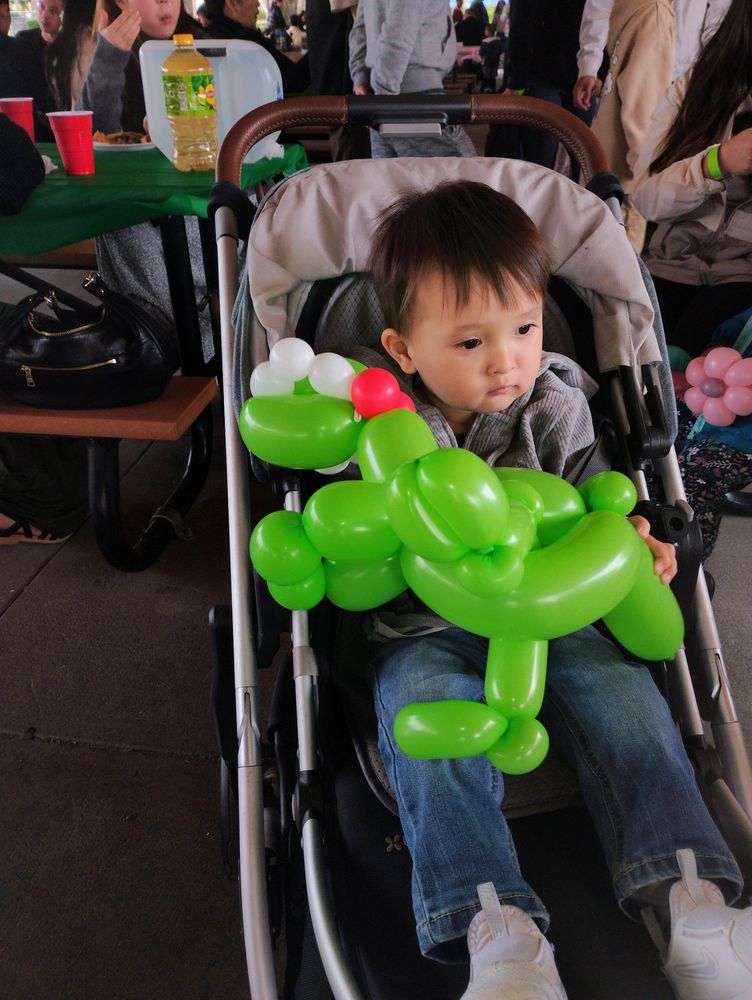 FACEPAINTER BALLOON TWISTER ALLIE KAT - Updated April 2025 - Request an ...