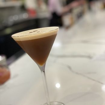 APIS RESTAURANT - Updated July 2025 - 115 Photos & 73 Reviews - 614 ...