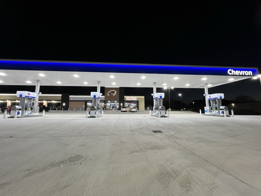 CHEVRON - Updated March 2025 - 15655 Bellaire Blvd, Houston, Texas ...