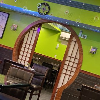 YOUNG CHOW ASIAN - Updated December 2025 - 132 Photos & 251 Reviews ...