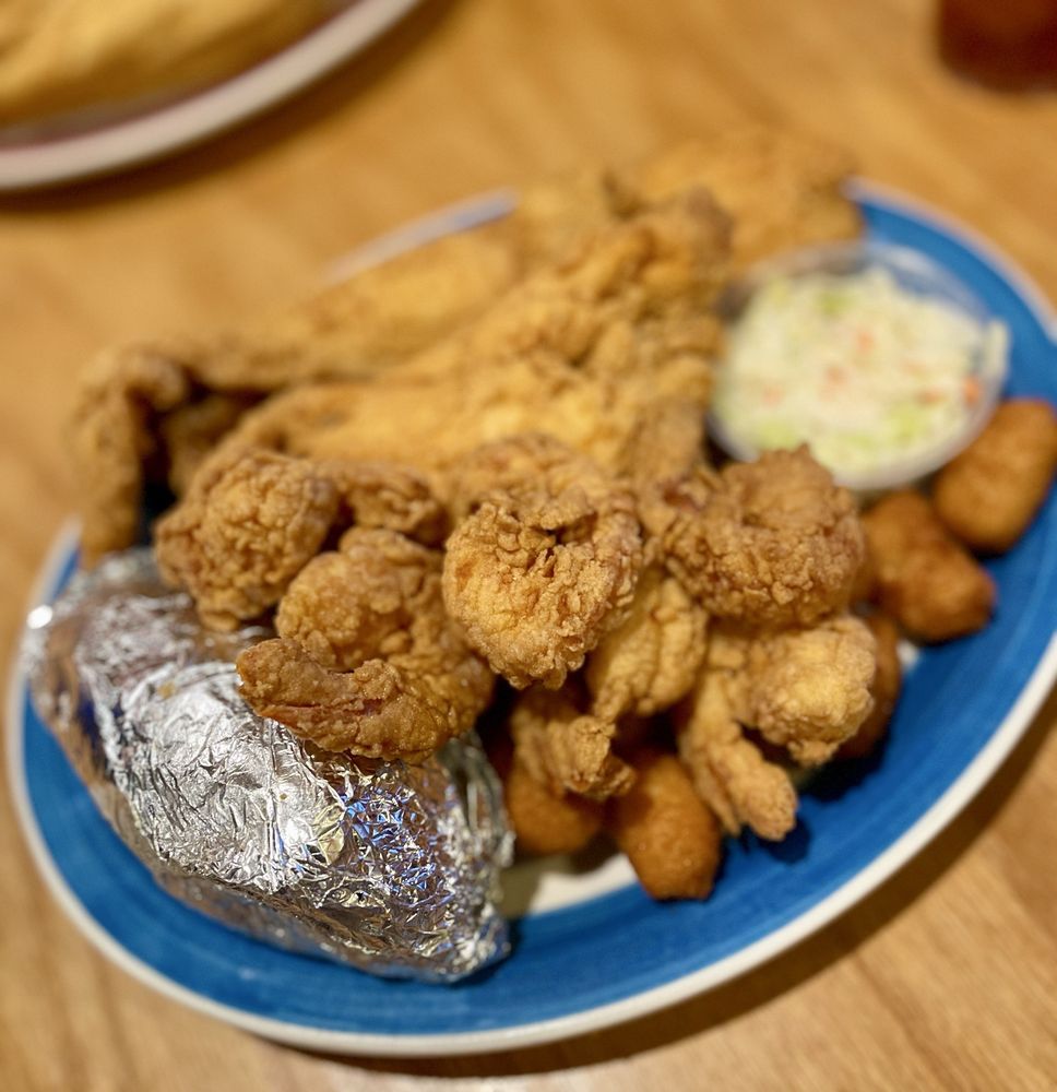 WALKERTOWN SEAFOOD SHACK - Updated October 2025 - 209 Photos & 219 ...