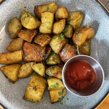 FRENCHIE WINE BISTRO - Updated August 2025 - 458 Photos & 339 Reviews ...