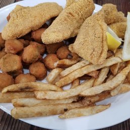 VERNON’S KUNTRY KATFISH - 102 Photos & 315 Reviews - 5901 W Davis St ...
