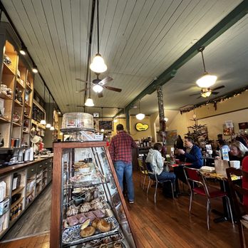 SOUTH STORE CAFE - Updated April 2025 - 351 Photos & 272 Reviews ...