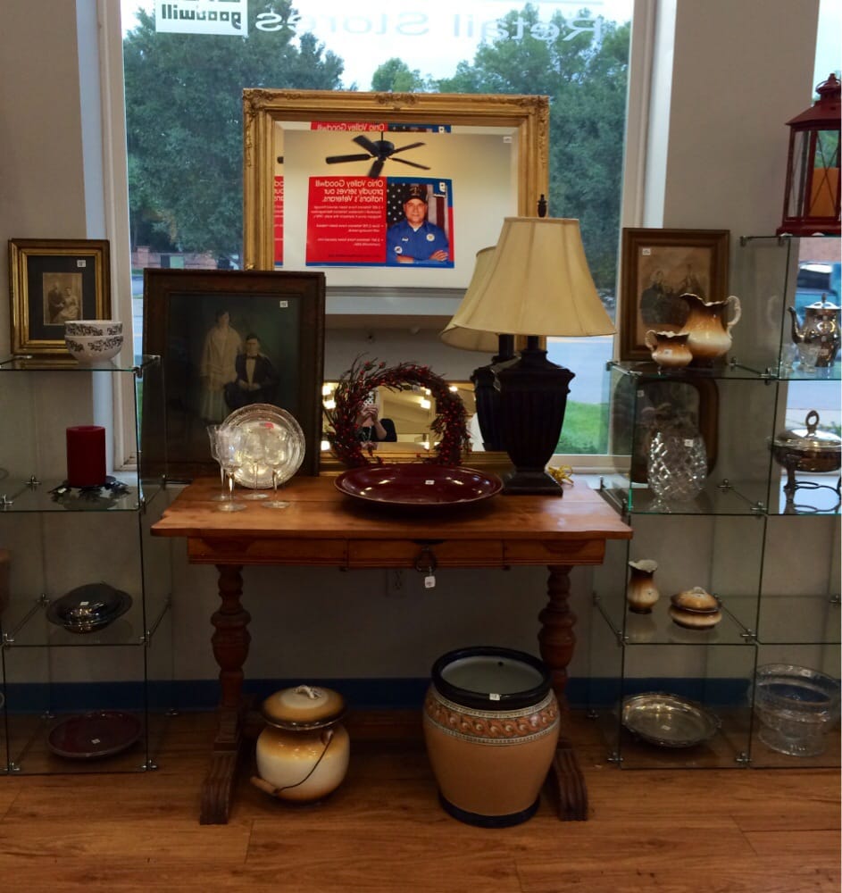 GOODWILL INDUSTRIES - 17 Photos & 11 Reviews - 9820 Montgomery Rd ...