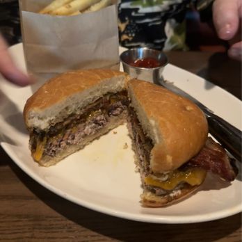 BENNETT’S WESTSIDE GRILL - Updated August 2024 - 217 Photos & 216 ...