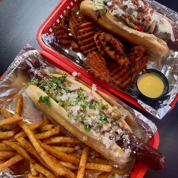 PAPA DOGZ - Updated January 2026 - 42 Photos & 41 Reviews - 707 Dixie ...