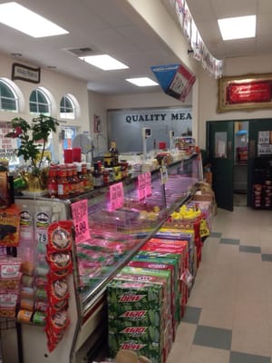 MAYFLOWER MARKET & LIQUOR - Updated December 2025 - 105 W High St ...