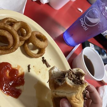 ED WALKER’S DRIVE-IN & RESTAURANT - Updated May 2024 - 115 Photos & 135 ...