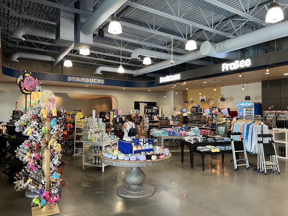 Busy Bee - Updated May 2026 - 46 Photos & 21 Reviews - 14100 Panama ...