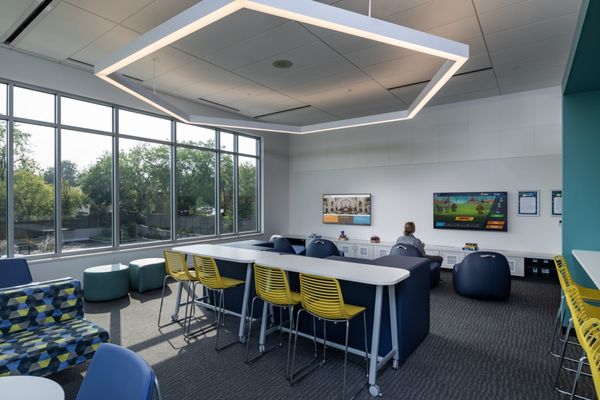 HELEN PLUM LIBRARY - Updated January 2026 - 14 Photos & 34 Reviews ...