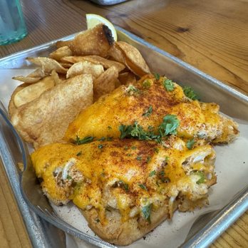 SALTY GIRLS - SEQUIM SEAFOOD - Updated May 2025 - 449 Photos & 458 ...