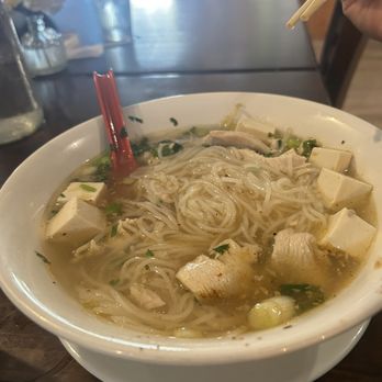 FLYING TIGER THAI RESTAURANT - Updated September 2024 - 159 Photos ...