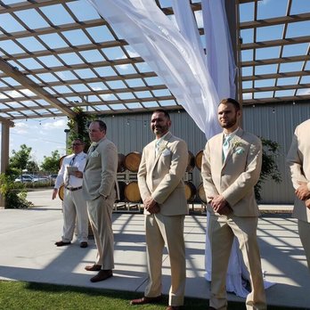 KINGS RIVER WINERY - Updated December 2024 - 77 Photos & 26 Reviews ...