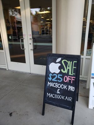 UC DAVIS STORES: CAMPUS STORE - Updated July 2025 - 63 Photos & 27 ...