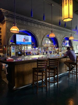 BLUE DOG TAVERN - 142 Photos & 175 Reviews - 638 Stocking Ave NW, Grand ...