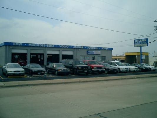 AUTOBAHN SERVICE CENTER - Updated January 2026 - 10 Photos & 101 ...