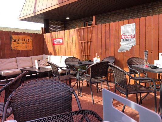 KNUCKLEHEADS SPORTS BAR & GRILL - Updated December 2025 - 23 Photos ...