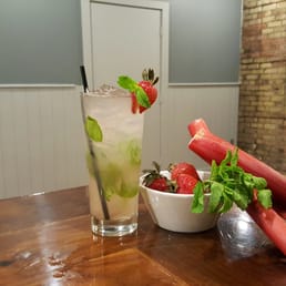 POUNDS - Updated October 2025 - 136 Photos & 145 Reviews - 6 Broadway N ...