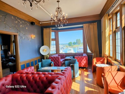 THE MUSE WHISKEY & COFFEE - Updated December 2024 - 260 Photos & 93 ...