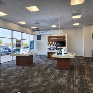 SPECTRUM - Updated March 2025 - 57 Photos & 266 Reviews - 1000 E 41st ...