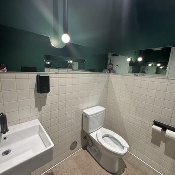 RELISH - Updated January 2026 - 55 Photos & 17 Real Reviews - 550 S ...